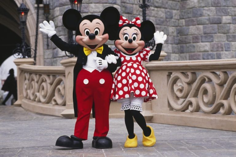 Are Mickey and Minnie Twins? - Genius Updates