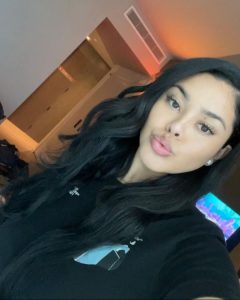 Jen Blanco Age: How Old Is This Social Media Star?