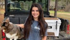 Hannah Barron Net Worth, Early Life, Career